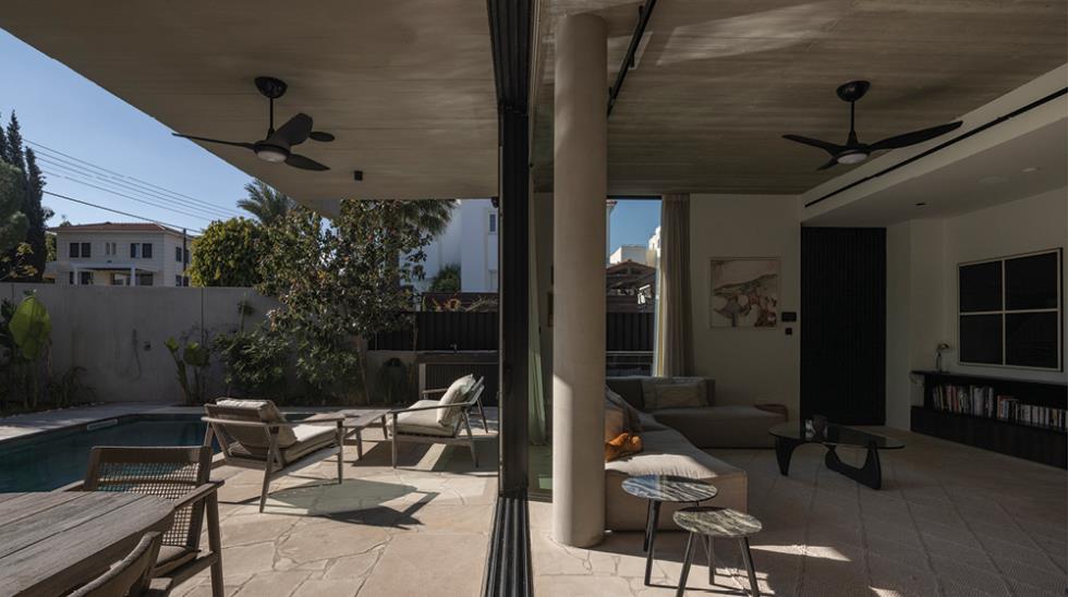 How architects Elina Kritikou and Kenzo Yamashita's home reflects a ...