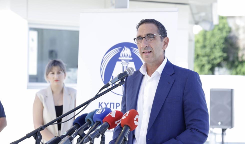 Interior Minister inaugurates Nicosia's upgraded Municipal Swimming Pool